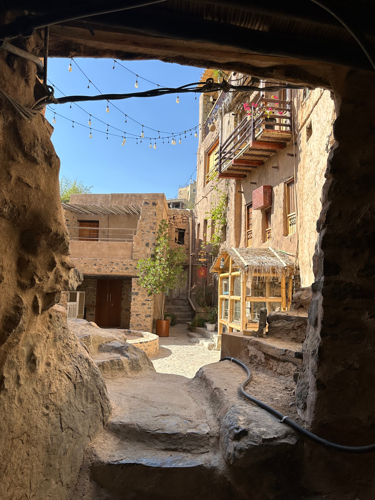 Misfat Al Abriyeen - everything you need to know - Oman Wanderlust